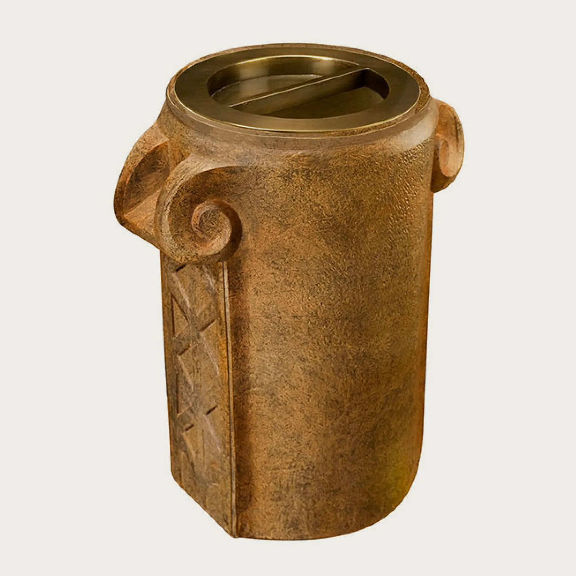 Polynesian Ash Trash